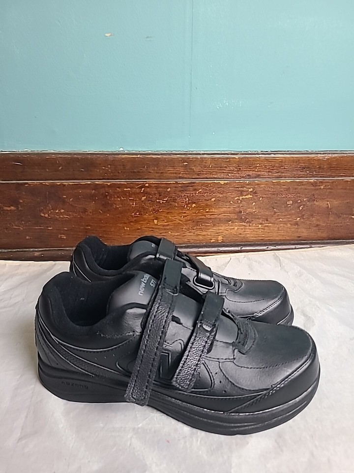 New Balance 577 Walking Shoes Men's Size 8.5 D Black Leather Straps ...