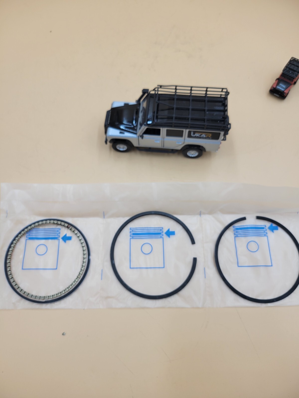 DISCOVERY 2 / RANGE ROVER PISTON RING SET STANDARD BEARMACH/BRITPA PART ...