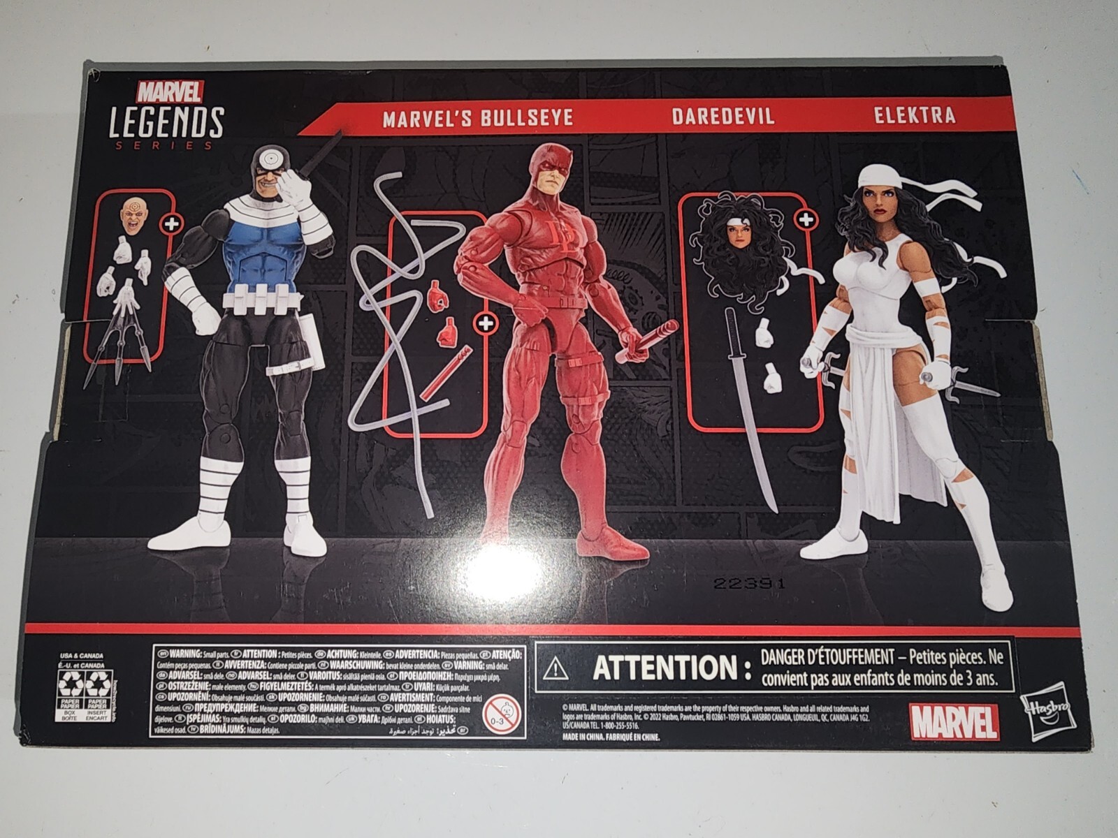Hasbro Marvel Legends Series - Daredevil, Elektra, and Marvel’s ...