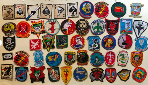 combo 45 x patches , AIRBORNE , LRRP , RECON , USN, PBR , ARVN , USAF ...