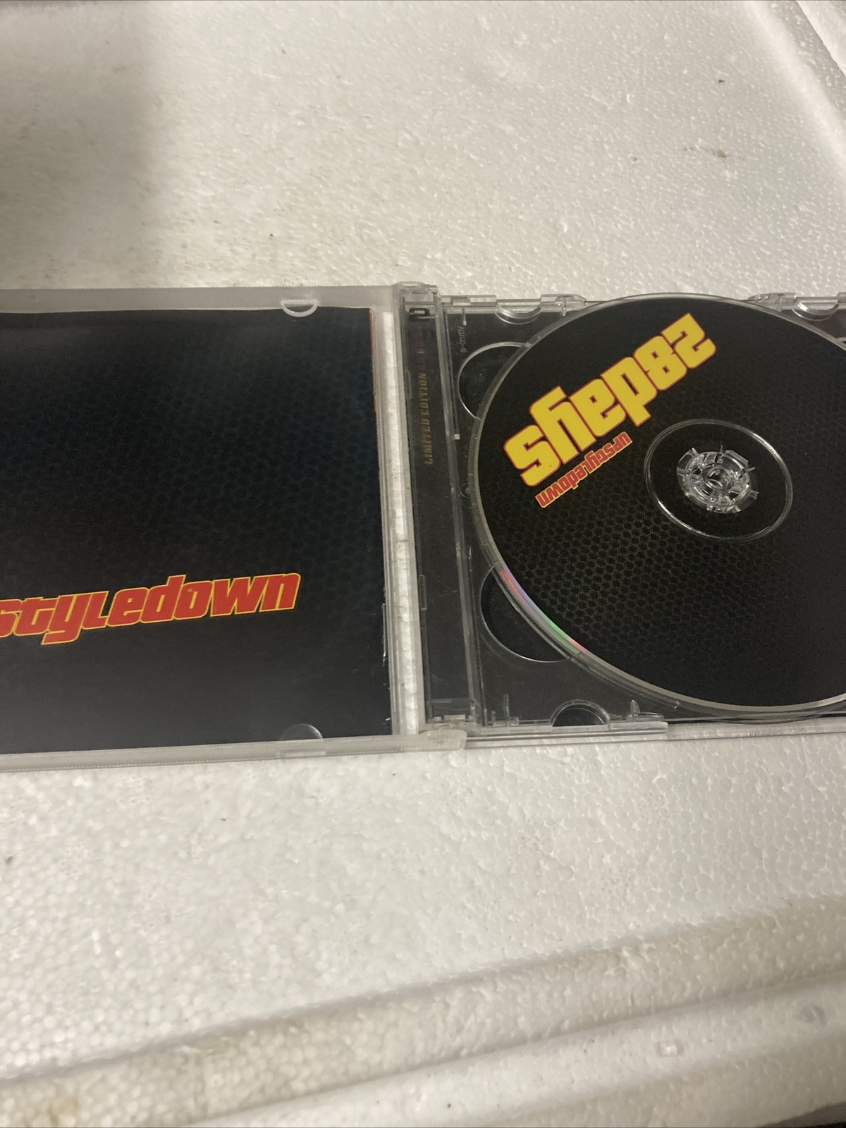 28 Days – Upstyledown. CD + CDROM Music Album. 2000. Hip Hop, Rock Punk ...