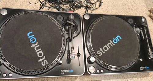 Stanton T.52 Pro DJ Turntable Belt Drive, Pair, with Stanton SMX-401 ...
