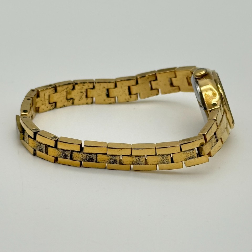 Vintage 1990s Womens PULSAR Petite Gold Tone Bracelet Black Dial Watch ...