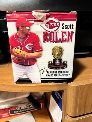 SCOTT ROLEN--CINCINNATI REDS -----2012-----SGA--------GOLD GLOVE TROPHY ...