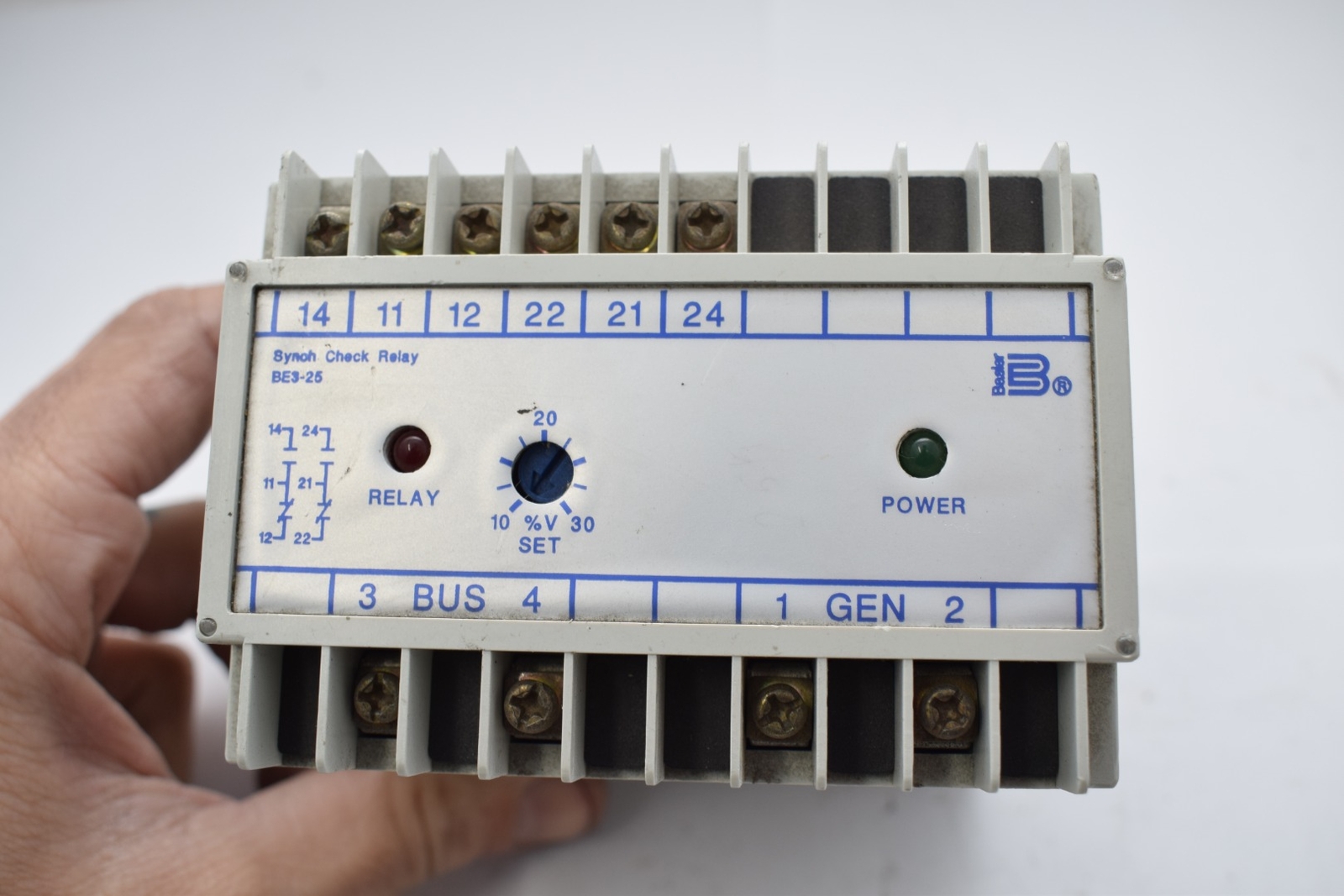 Basler Be3-25-1a1n4 Synchronizing Check 65-140 Volt Relay P/n ...