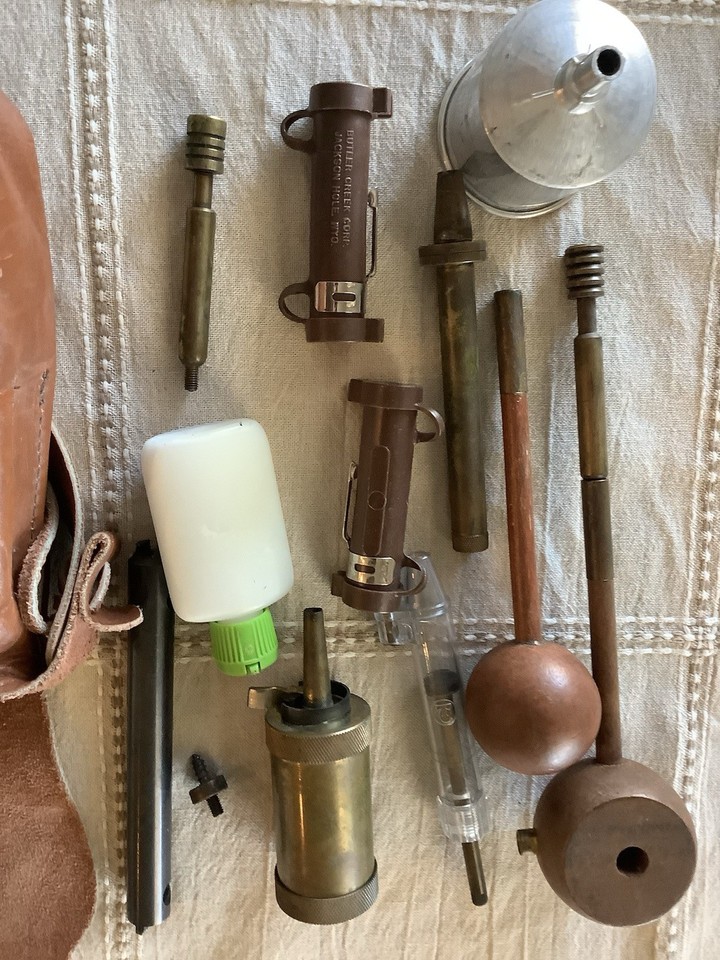 Handmade Leather Shoulder Bag w/ Black Powder Loader Muzzle Kit ...