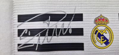 Cristiano Ronaldo CR7 hand signed captain armban Real Madrid w/coa Free ...