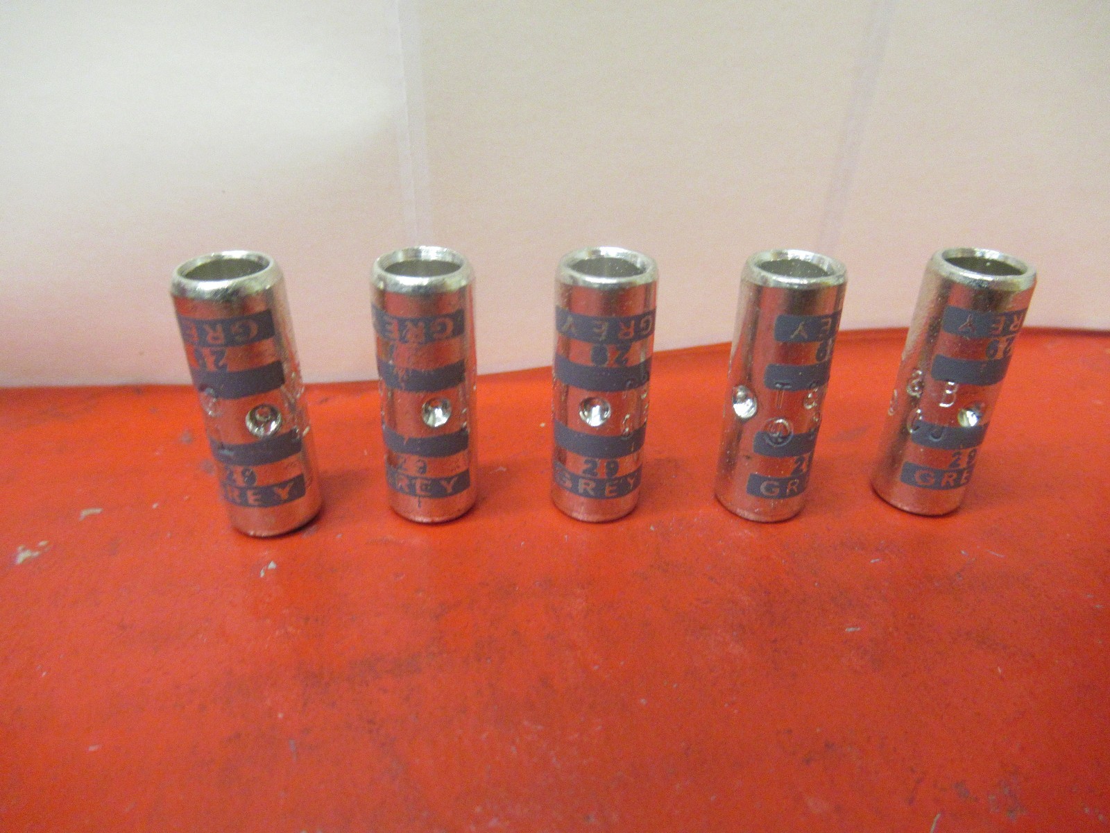 (5) THOMAS & BETTS TWO WAY CONNECTOR SPLICE 54506 GREY DIE 29 4 AWG LOT ...