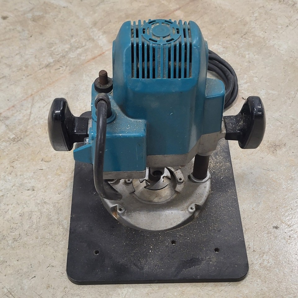 Makita 3612BR Plunge Router 23k RPM 15A Heavy Duty | eBay