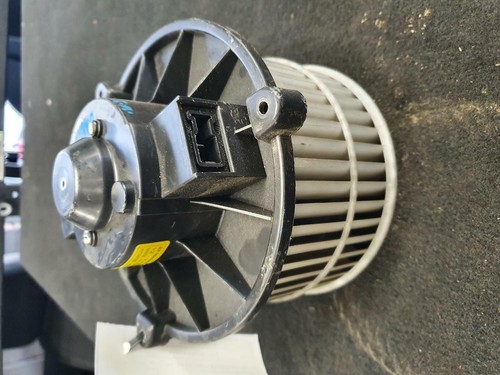 HOLDEN COMMODORE HEATER FAN MOTOR VY2-VZ, STANDARD & CLIMATE CONTROL ...