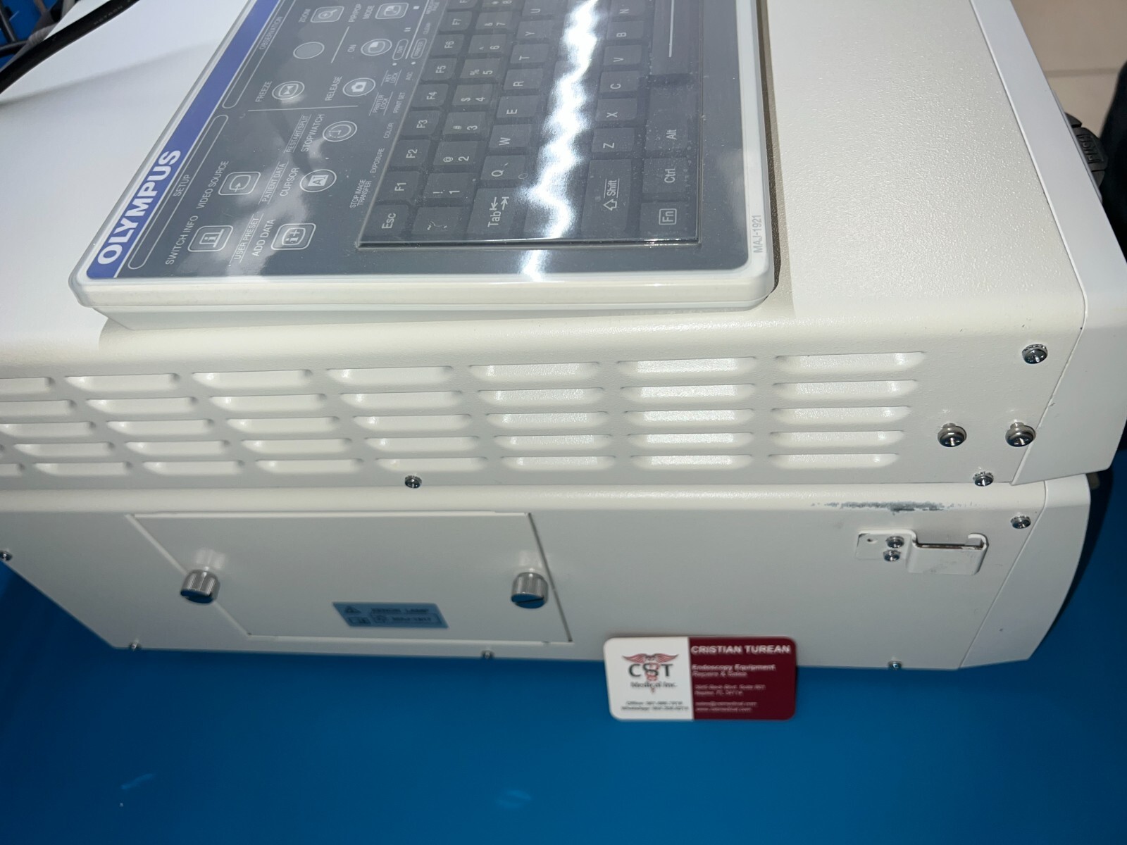 Olympus CV-190 with CLV-190 EVIS EXERA III Video System plus cables and ...