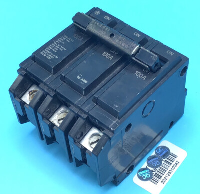 Circuit Breakers - Type Thql