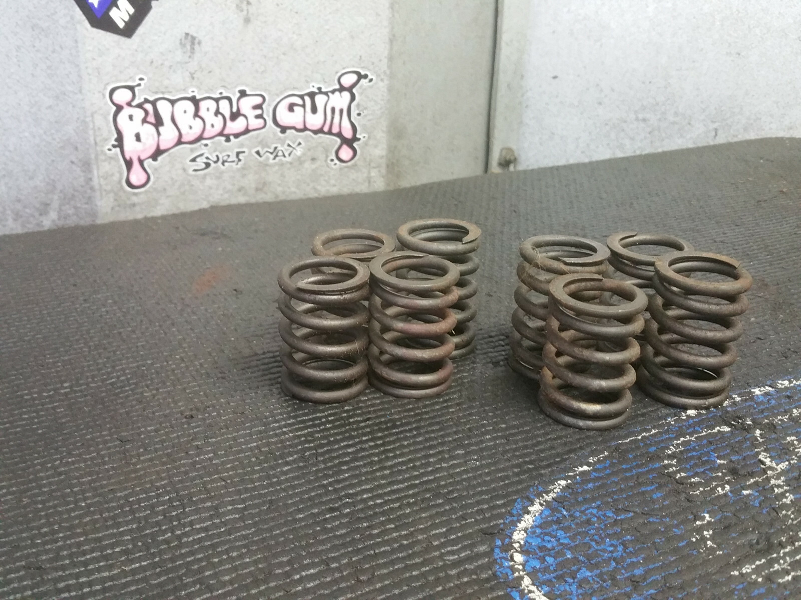 OEM SBF FORD CYLINDER HEAD Valve Set RETSINER SPRINGS E7TE MUSTANG 302 ...