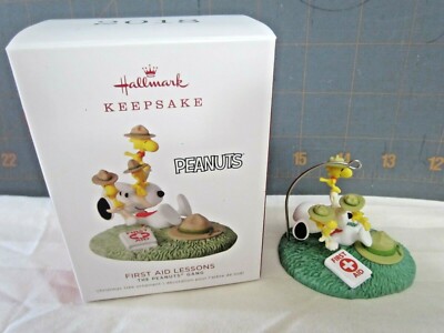 2018 Hallmark QXI3366 "First Aid Lessons" Peanuts Ornament | eBay