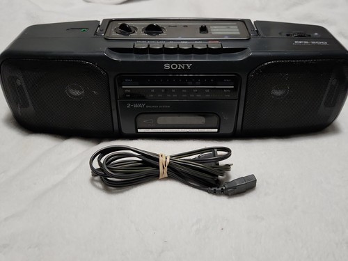 VINTAGE SONY CFS-200 AM/FM STEREO BOOMBOX RADIO CASSETTE PLAYER FOR ...