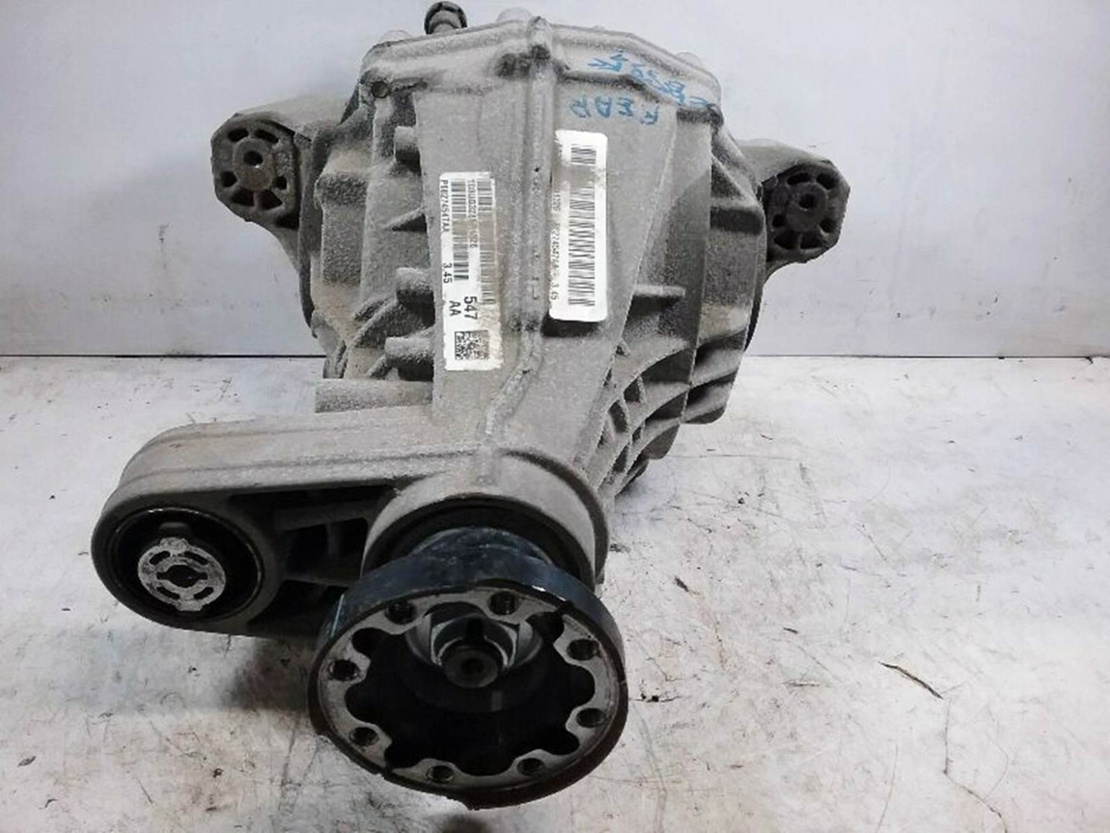 2014-2015 Jeep Grand Cherokee 3.6L Rear Axle Differential Carrier 3.45 ...
