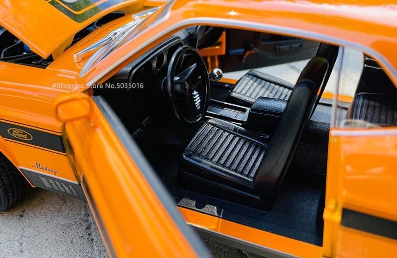 1970 FORD MUSTANG MACH 1 428 COBRA JET 1:18 SCALE DIE-CAST MODEL CAR ...