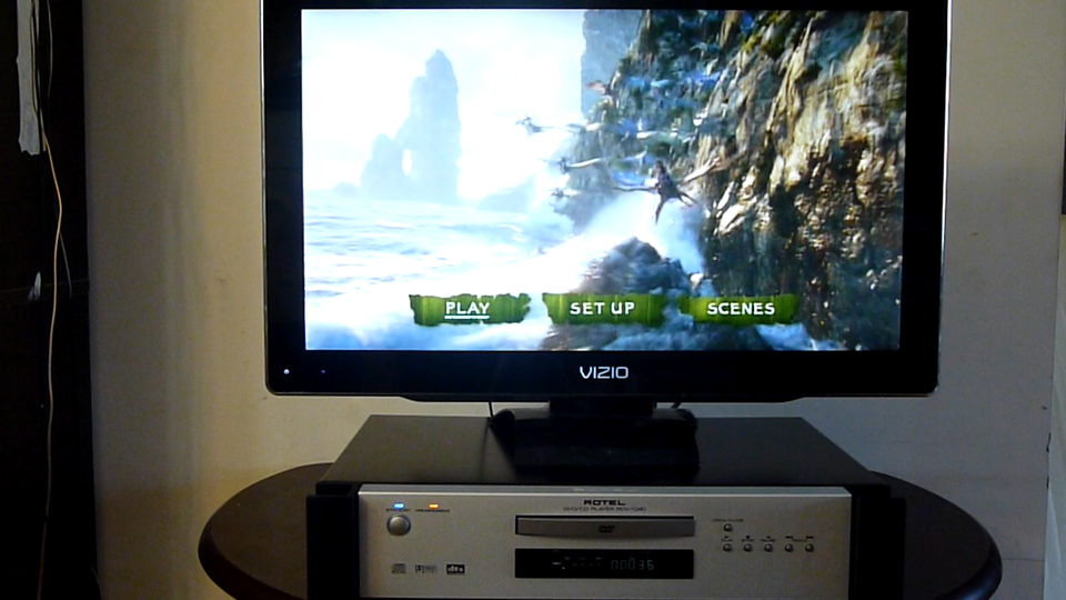 Rotel RDV-1040, DVD Player, w/AV cables, Original box, No Remote, Exc+ ...