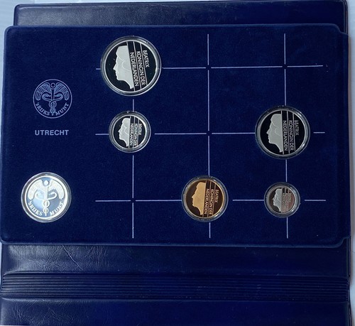1987 NETHERLANDS Queen Beatrix Proof Set of 6 Vintage Coins 1 is Silver ...