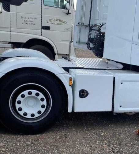 SCANIA SIDE LOCKER - TAG AXLE - ALUMINIUM TRUCK TOOL BOX + SHELF 600 X ...