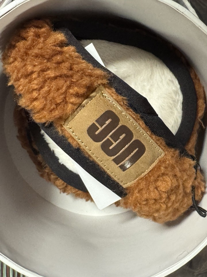 UGG Behind the Head Ear Warmers In Box Brown Earmuffs Fleece Fluff One ...