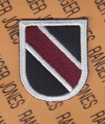 US Army Special Forces WRAIR FEST Co F Airborne beret flash patch NFE c ...