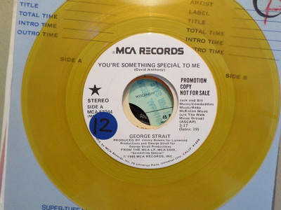 PROMO GREEN WAX MCA 45 RECORD/GEORGE STRAIT/YOU'RE SOMETHING SPECIAL TO ...