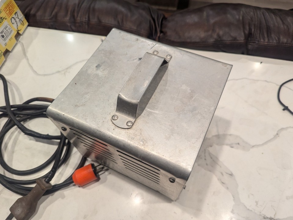 Lestronic II 36 Volt Crow Foot Golf Cart Battery Charger 07850 Club Car ...