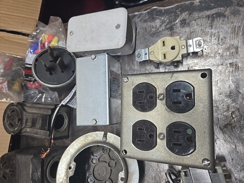 Huge Vintage Lot Electric Parts Sockets Plugs On/Off Switch Plates 220v ...