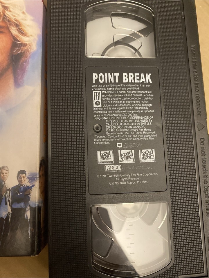 Point Break (1991) VHS - Patrick Swayze / Keanu Reeves / Gary Busey 90s ...