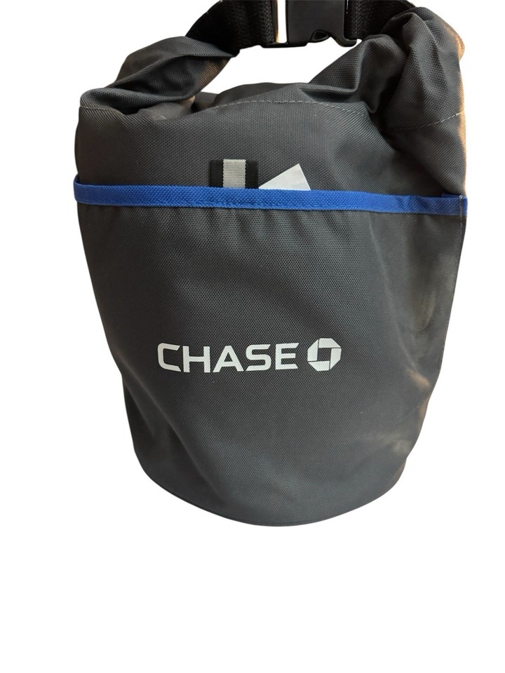 J.P. Morgan Chase Bank Insulated Cooler Lunch Bag Gray & White Mouse ...