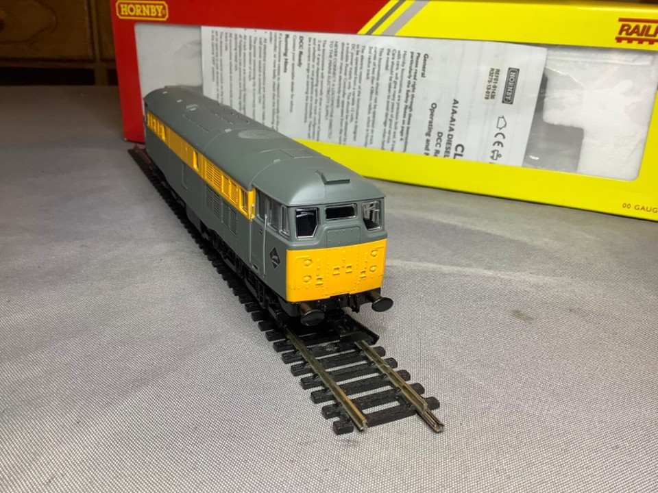 Hornby R3275 BR Civil Engineering Class 31 Diesel Loco 31144 | eBay UK