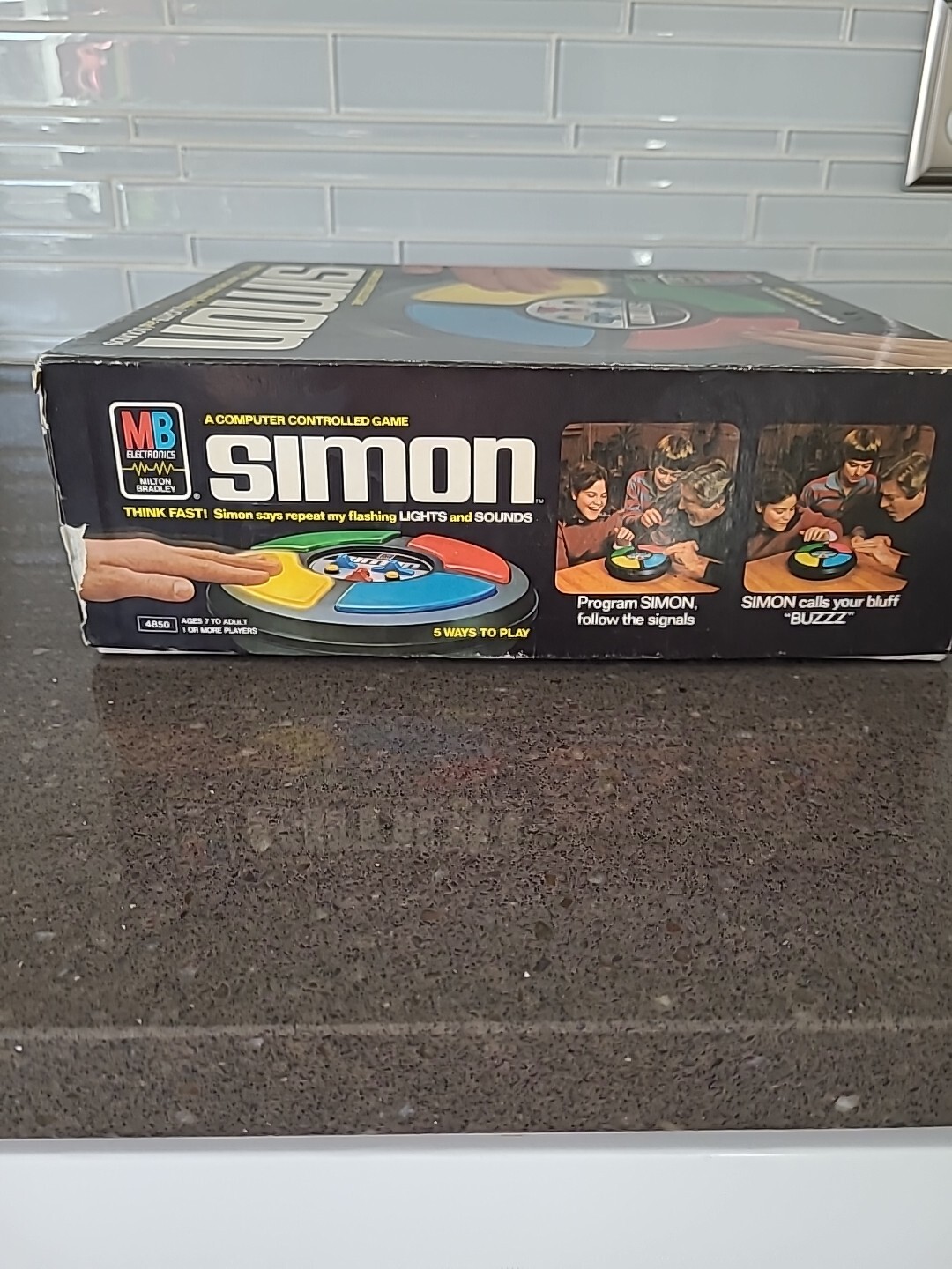 Vintage 1978 Simon Electronic Game Original Box Milton Bradley Complete ...