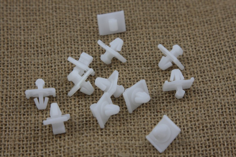 30 x Front Fender Moulding Clip Revit Fit 8.5mm Hole For Mercedes Benz ...