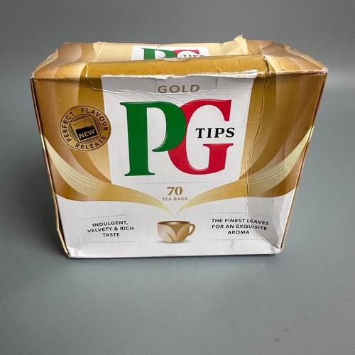 PG Tips Gold Best Tasting Blend (70 Tea Bags) | eBay
