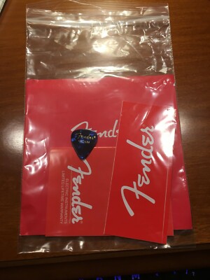 (A50) FENDER CASE CANDY ~ BASIC GUITAR PACK ~ MANUALS AND STICKER ...