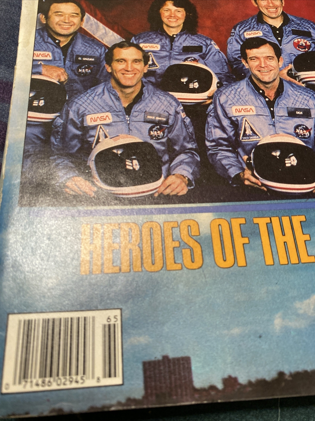 VINTAGE-MEMORIAL TO THE SPACE SHUTTLE-COLLECTOR'S EDITION-HEROES OF THE ...