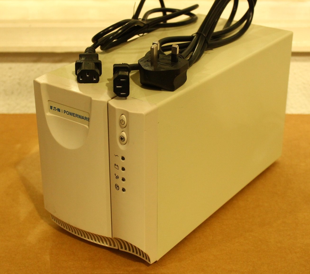 Eaton Powerware 5115-1000 tower UPS with new cells, 12 month RTB warranty + USB | eBay UK