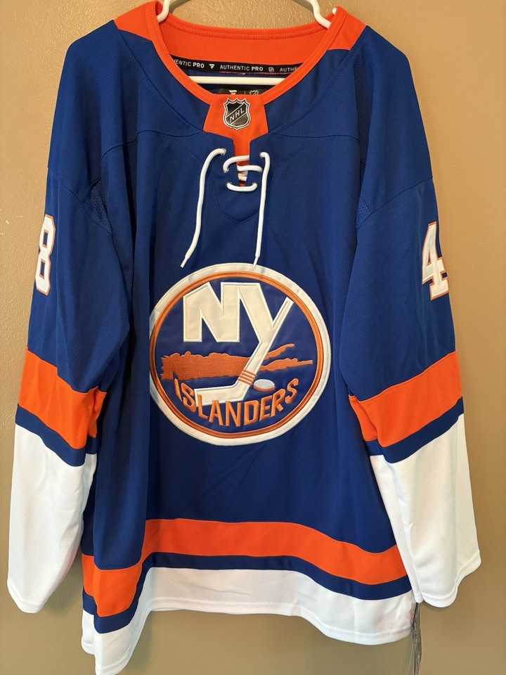 Matthew Schaefer Jersey NY Islanders # 48 Large "52" Front Pit To Pit ...