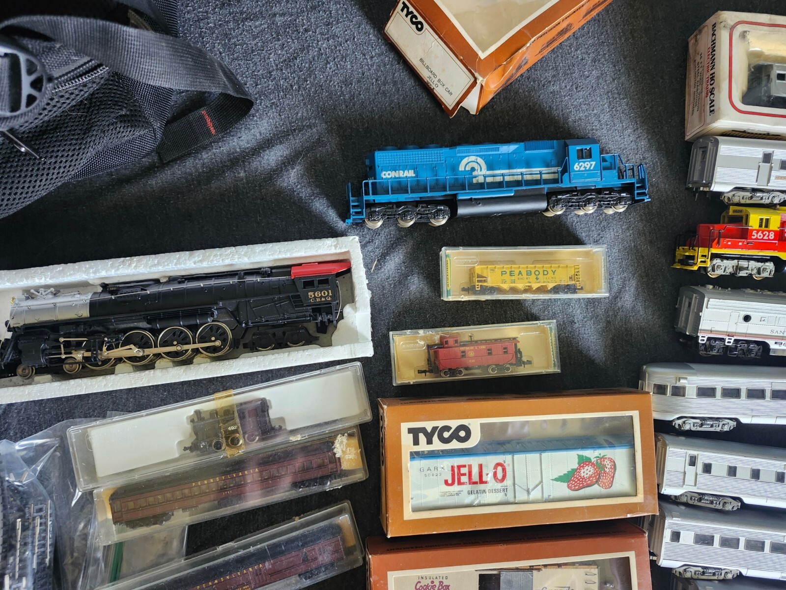 lot of mostly Tyco model trains and tracks | eBay