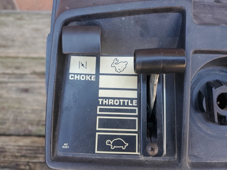 MTD Yard Machines 12.5/38 136L660F062 Dash w/ Throttle & Choke Control ...