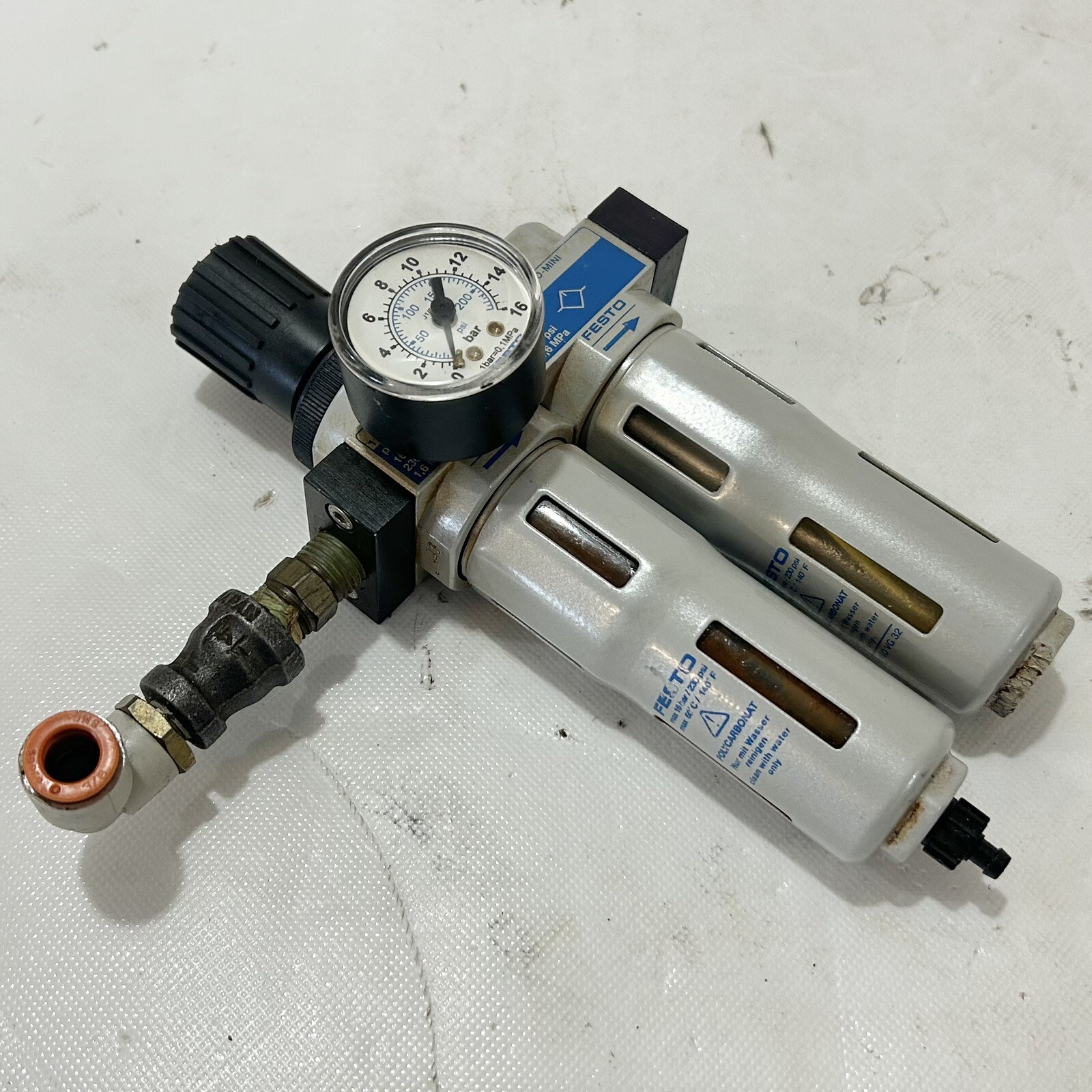 Festo Maintenance Unit LFR-D-Mini 123587 / LOE-D-MINI 123582 16 Bar 230 ...