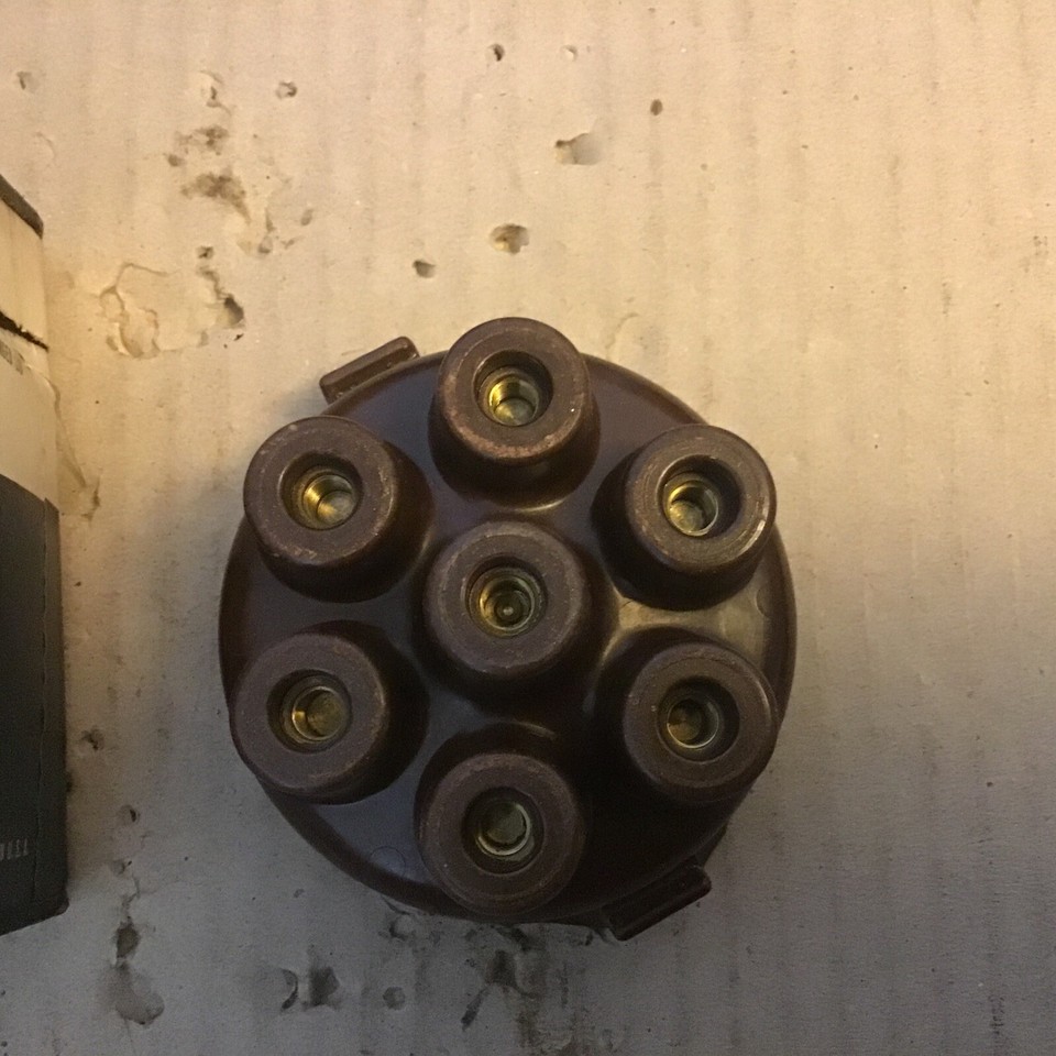 Vintage Distributor Cap For 6 Cyl. Mack,Reo,GMC, Oshkosh Delco NOS | eBay