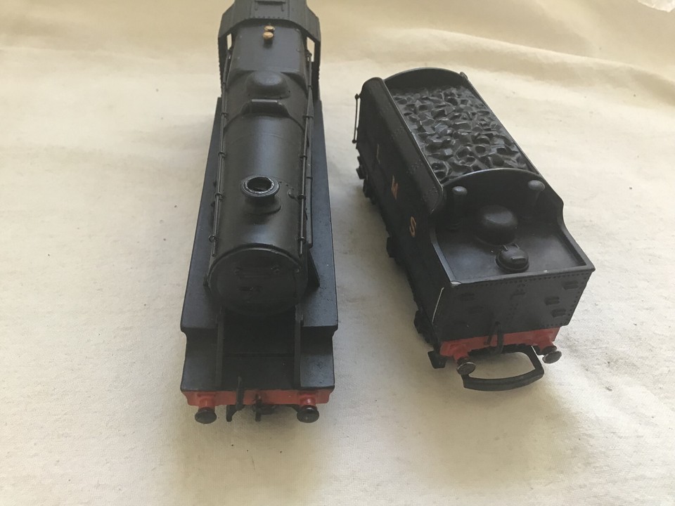 WRENN OO GAUGE CLASS 8F LMS 8095 LOCOMOTIVE & TENDER ( REPAINTED ...