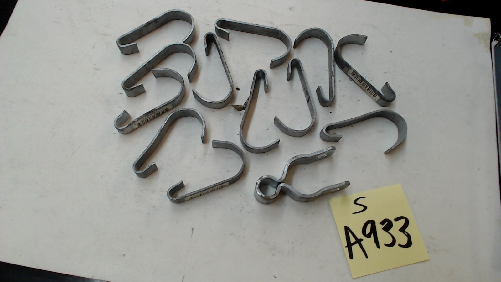 1-3/8" Cain Link Fence Gate Clips and 1 Hinge (Lot of 12) | eBay