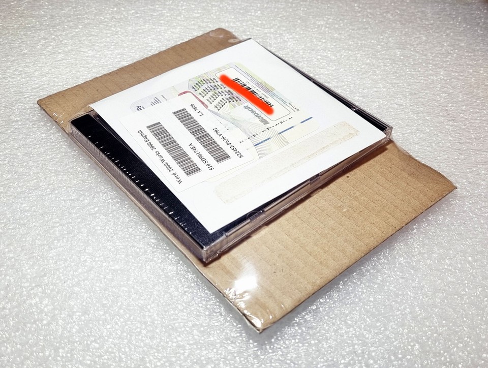 Original Microsoft Word 2000 and Works CDs with licenses - English ...