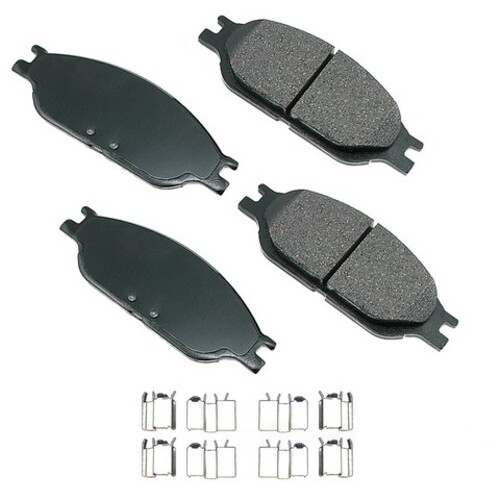 Front Brake Pad Set For 1999-2003 Ford Windstar 2001 2000 2002 Akebono ...