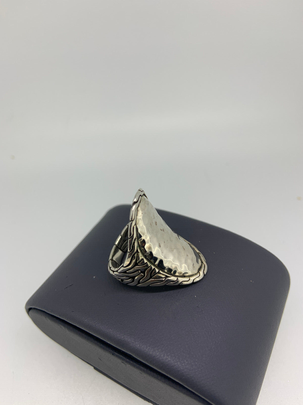 Vintage John Hardy Palu Sterling silver hammered sadd… - Gem