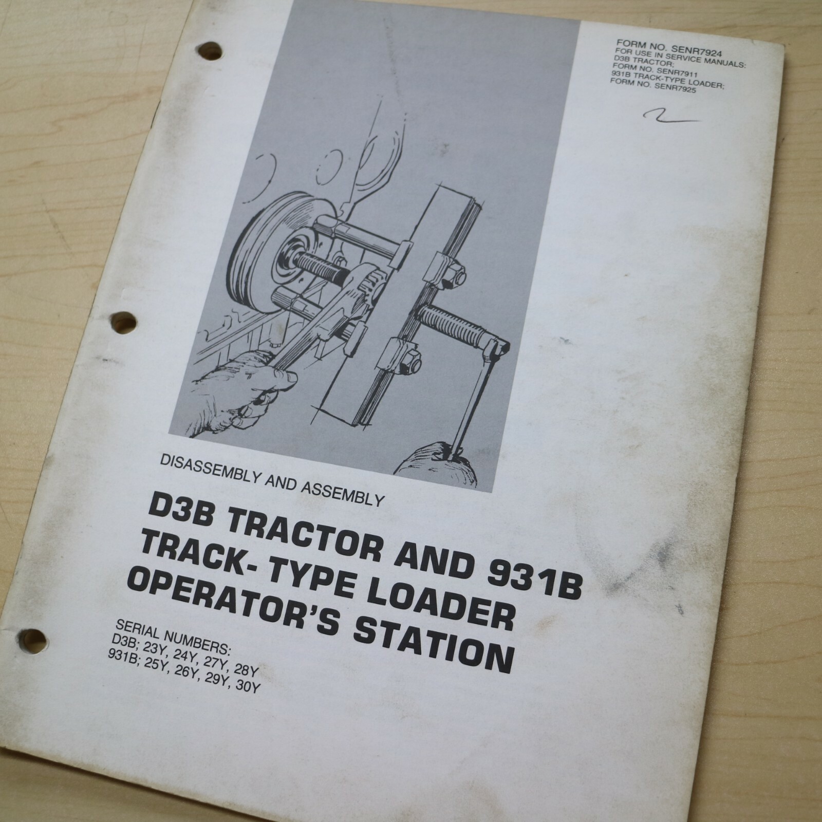 CATERPILLAR 931B Loader D3B Tractor Operator Station Cab Service Manual ...