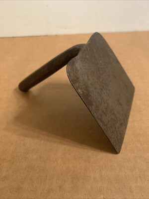 Neolithic & Paleolithic - Straight Scraper